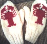 Lobster Mittens (Free Pattern!) | Crafty Little Secret…